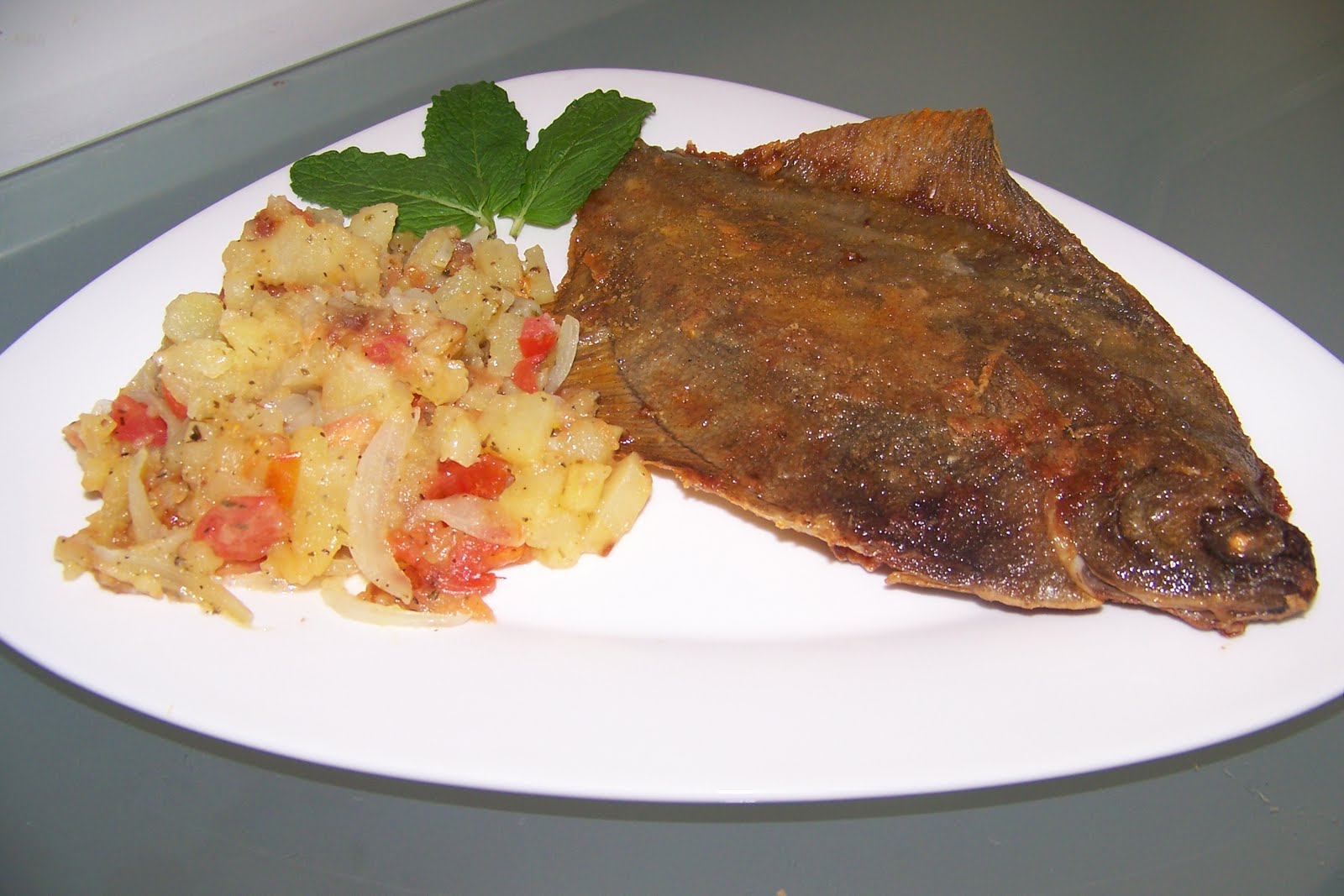 les recettes d'Alexandre: LIMANDE aux PATATES a la PROVENCALE