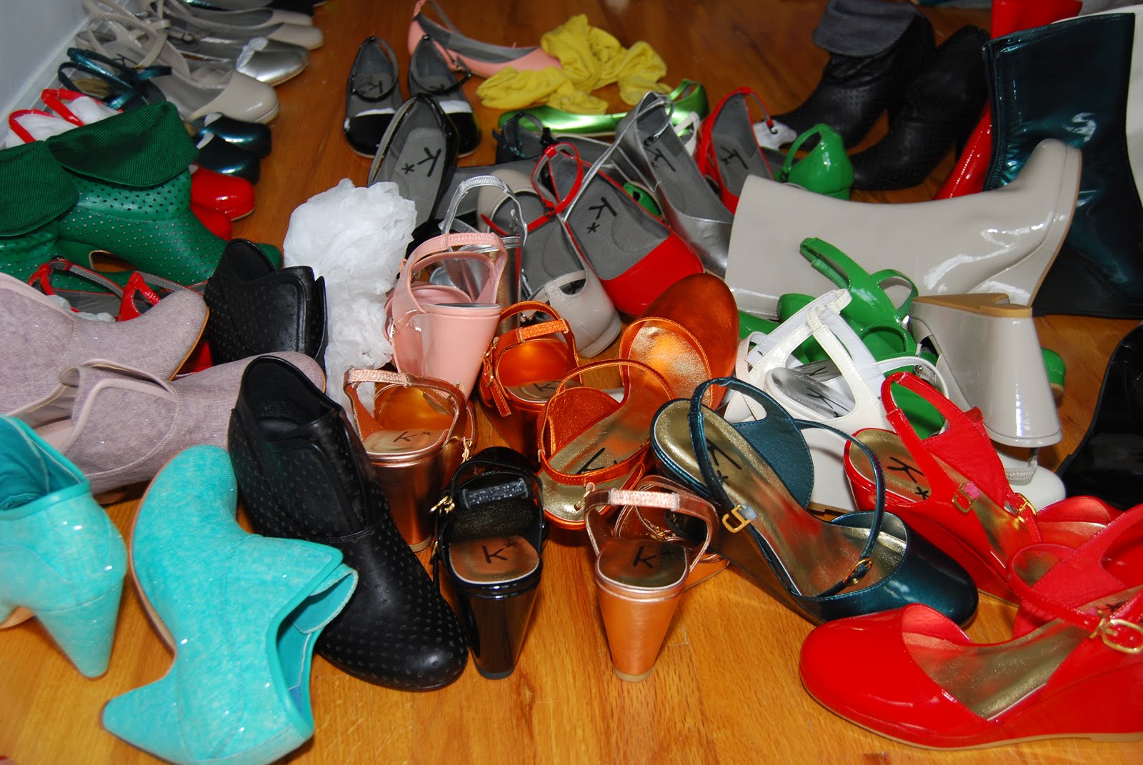 Phaedra Elizabeth: k* Shoes, Spring 11 samples arrived!