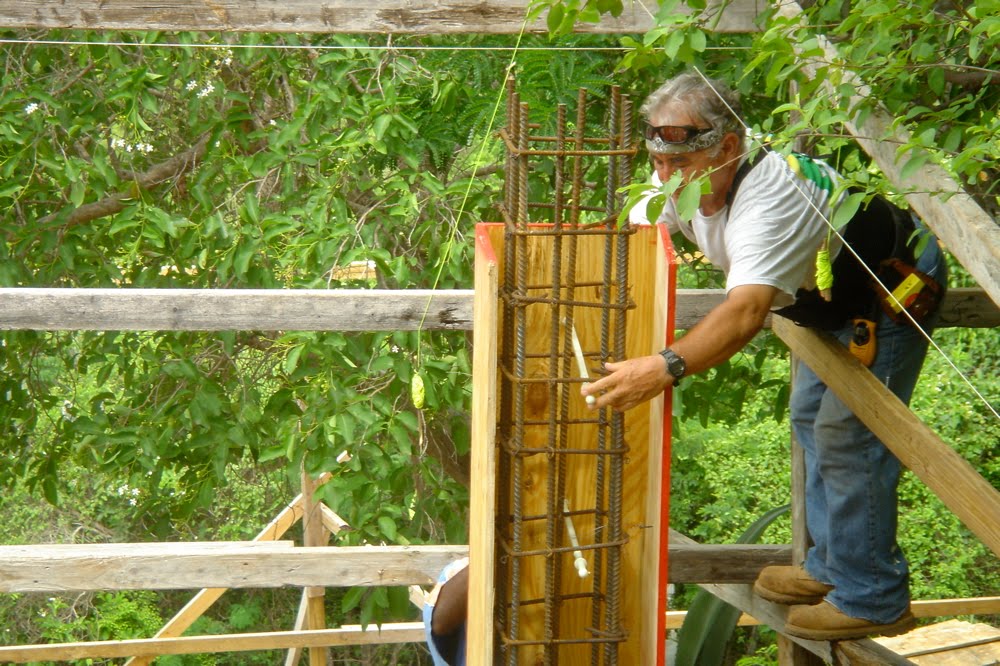 Concordia Eco-Studios: Forming the Columns - Rebar and Boxes