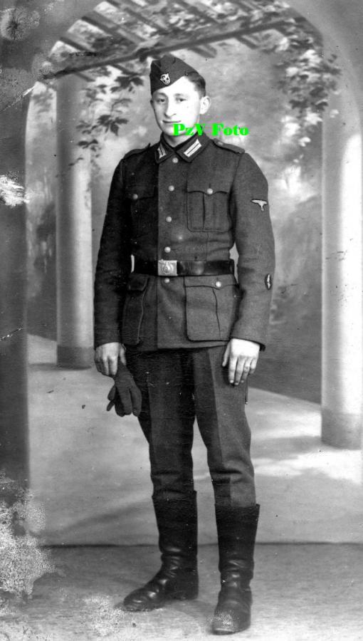 NAZI JERMAN: Foto 4. SS-Polizei-Panzergrenadier-Division