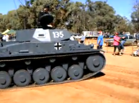 Guerra abierta: Réplica del Panzer II