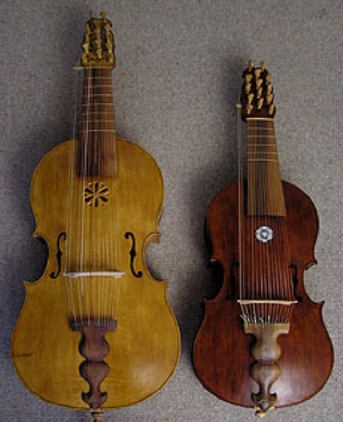 Lira da gamba - Lirone