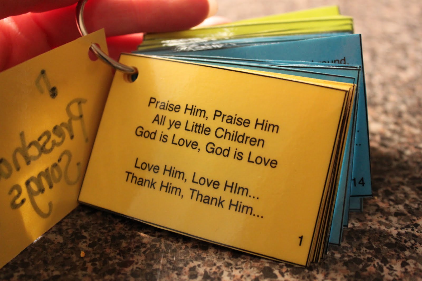 CREATE STUDIO: Preschool Song Booklet