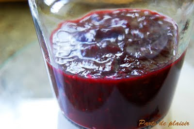 Parts de plaisir: Coulis de fruits rouges au gingembre