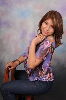 Evelyn Felix presenta su primer video ~ Blog de FullFiesta Radio