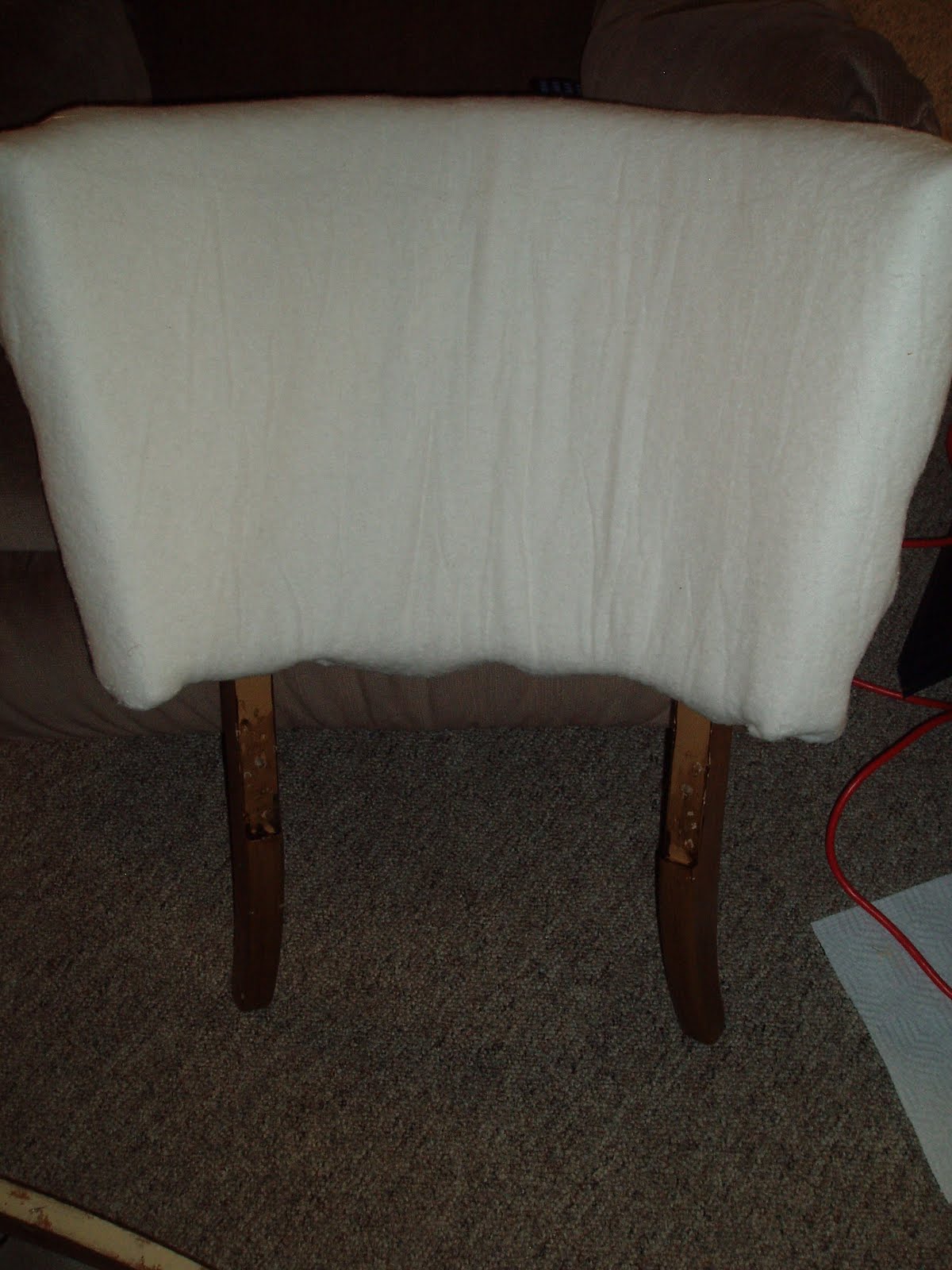 Sew What's Happening?: Tutorial - reupholstering the chair back pt 1
