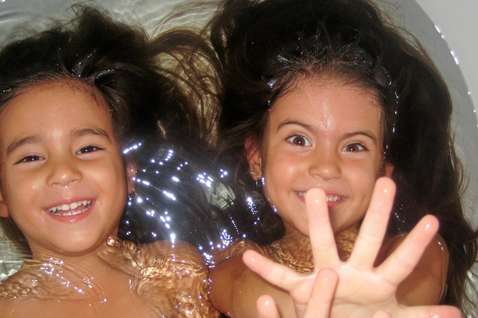 Wordless Wednesday: Bath Time Fun - Lil Diva Style!