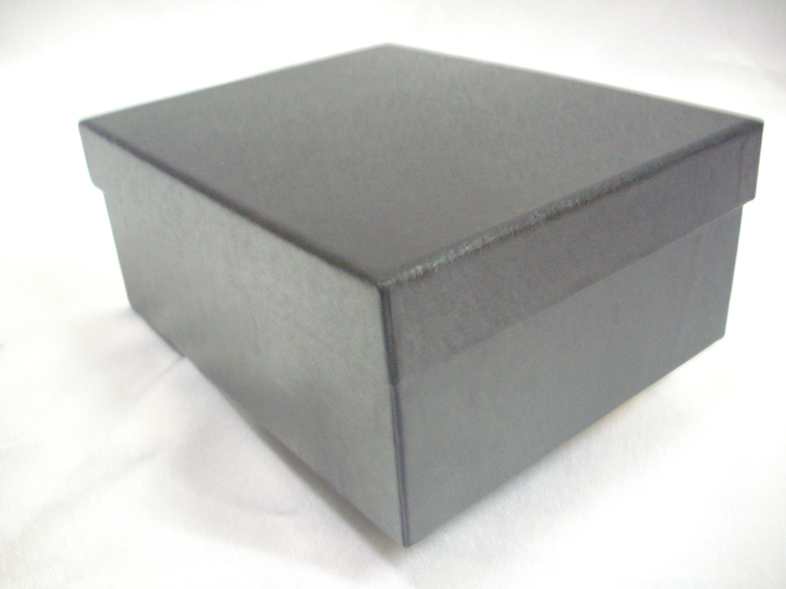 Singapore Gift Boxes: A elegant black rectangle box...