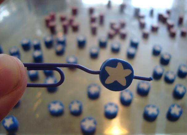 How to Make Patriotic Beads- a Picture Turtorial!