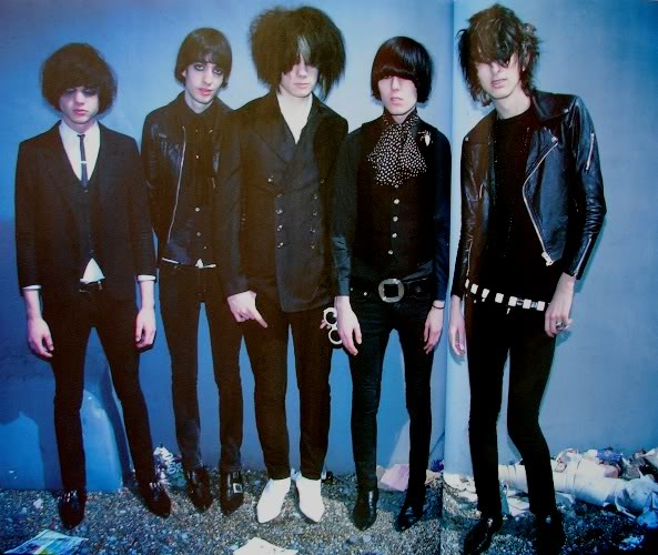 THE HORRORS CELEBRARÁN LOS 10 AÑOS DE "PRIMARY COLOURS" | PyD