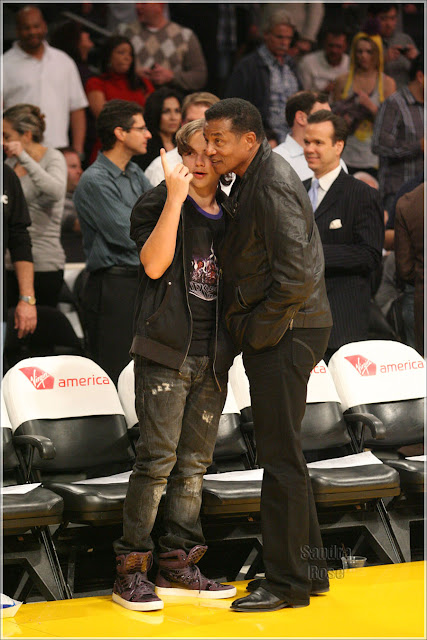 Connected International Sales Showroom: Prince Michael Jackson in J5 ...