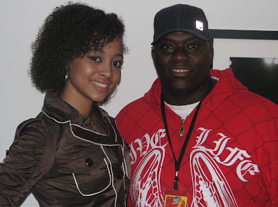 AARYN/LOLA-FAN-WHAT-IT-TAKES: AARYN ATTENDS ME TO WE