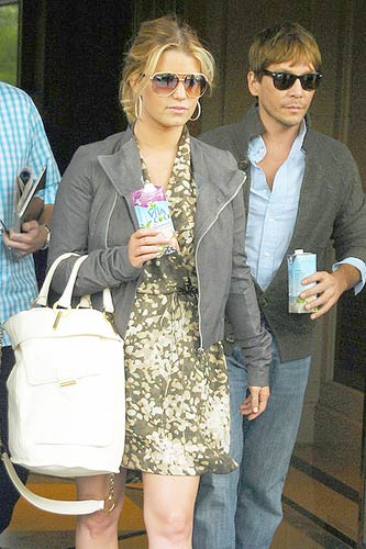 wallpaper girly: Jessica Simpson Father Joe