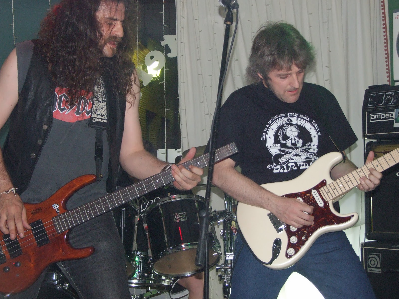 EL FARO DE LOS AMIGOS: The Barflies Próximo concierto