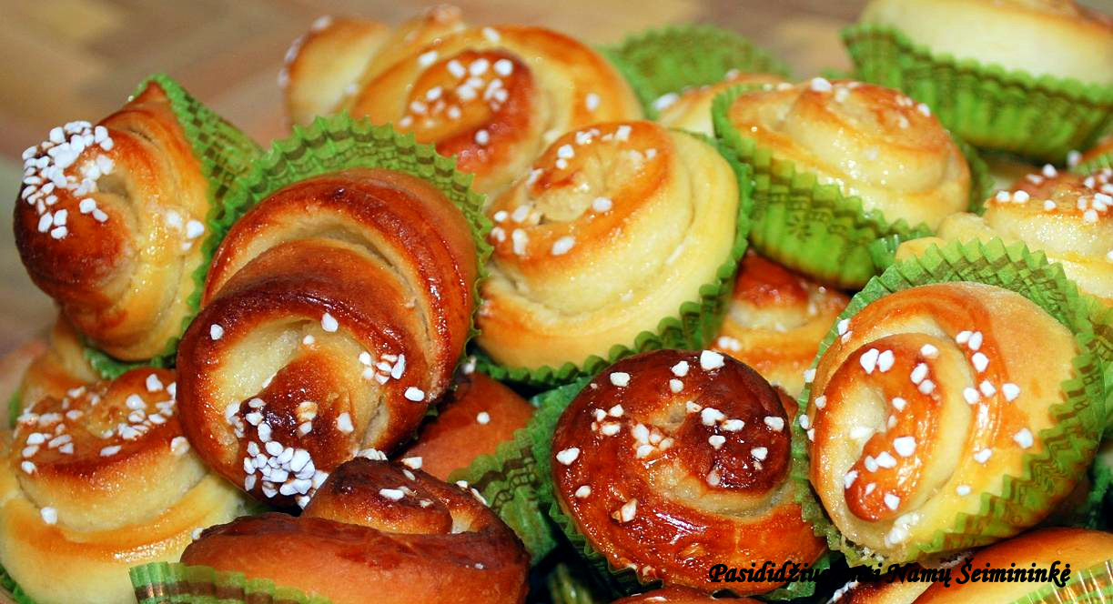 Švediškos bandelės Kanelbullar kitaip | Pasididžiuojanti Namų Šeimininkė