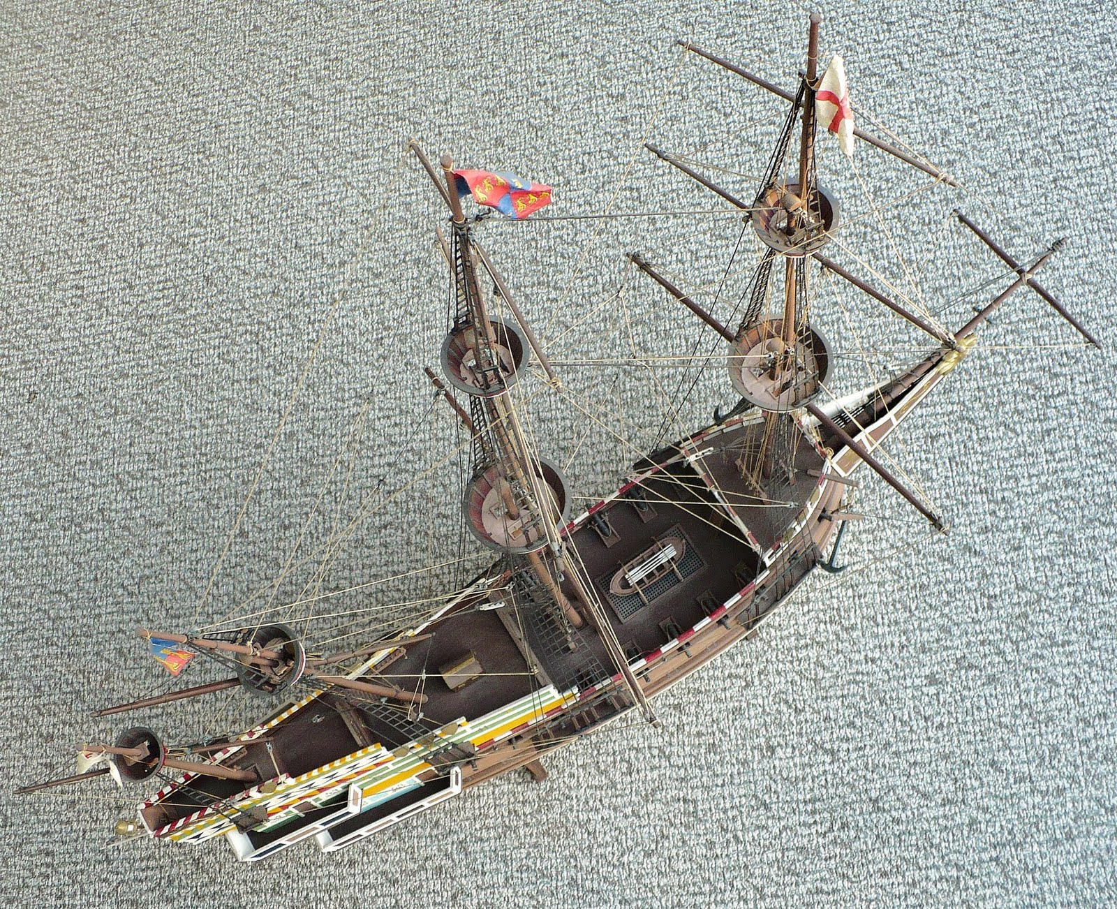 The Great Canadian Model Builders Web Page!: English Man O War?