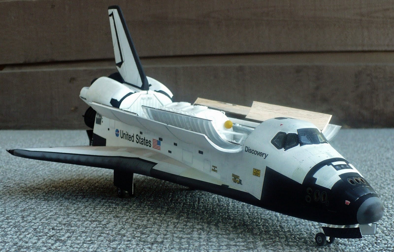 The Great Canadian Model Builders Web Page!: The Space Shuttle