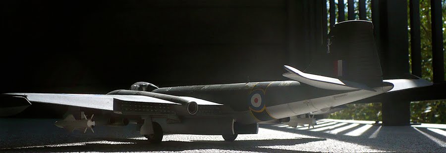 The Great Canadian Model Builders Web Page!: Canberra