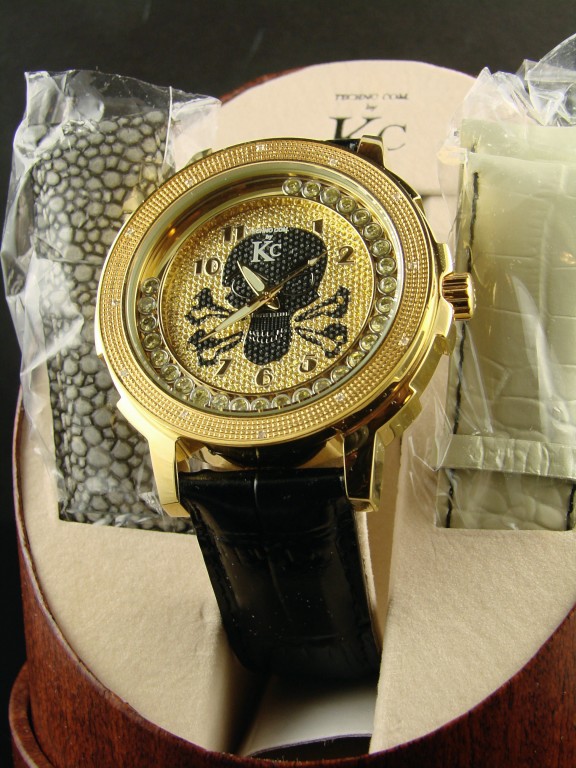 new_york_jewels: TECHNO COM KC/JOJO/JOE RODEO CANARY SKULL DIAMOND WATCH