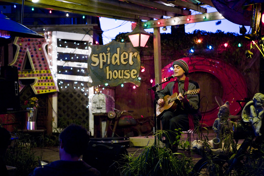 paradis express: Spider House in Austin