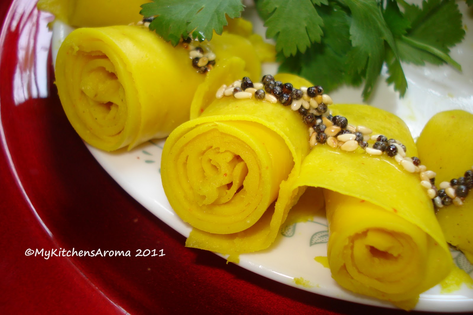 The Sizzling Pan: "Appetizers"- Suralichi Vaadi/ Khandvi