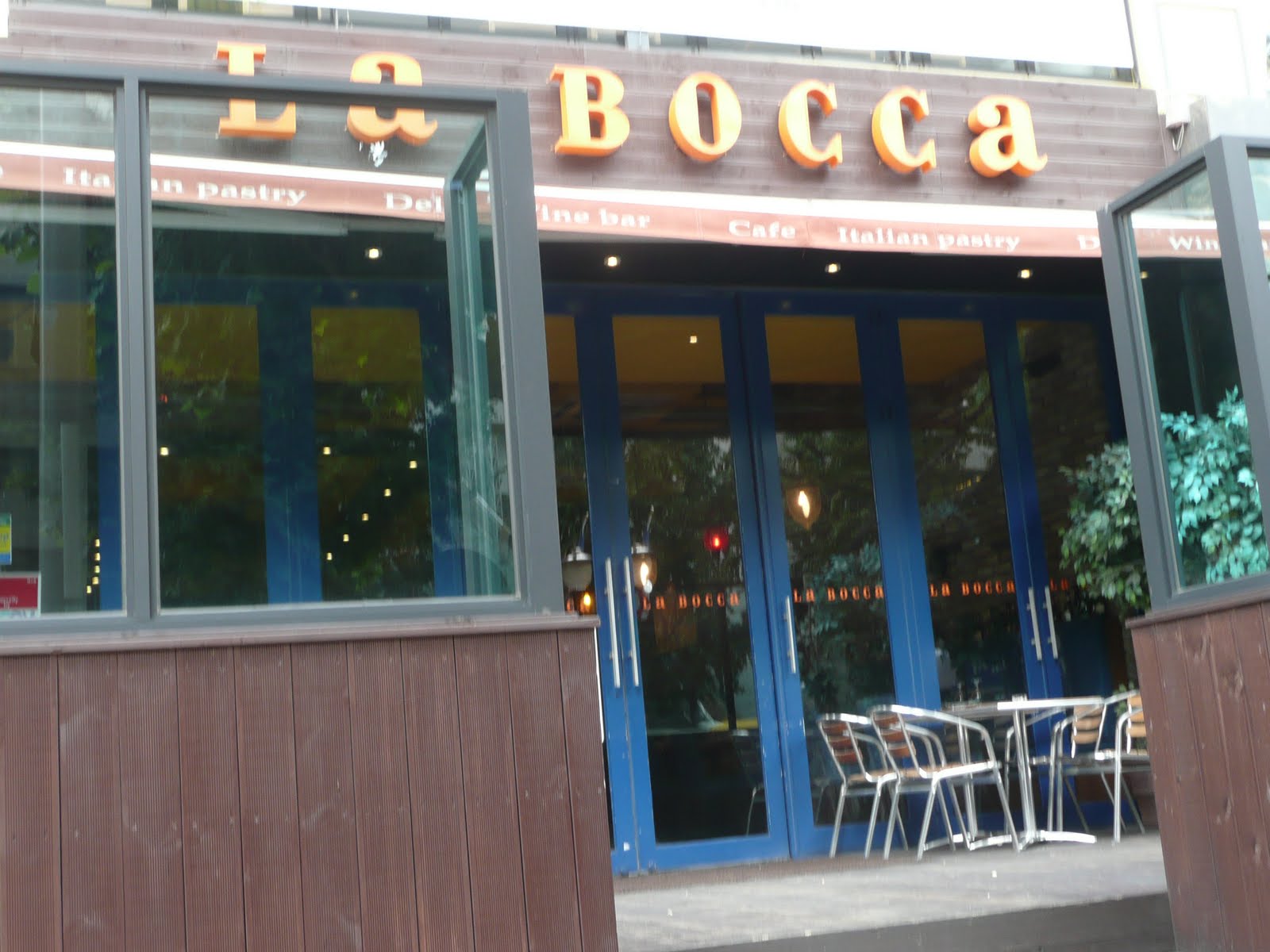 Seoul Restaurant Reviews: La Bocca, Italian Sandwiches in Itaewon