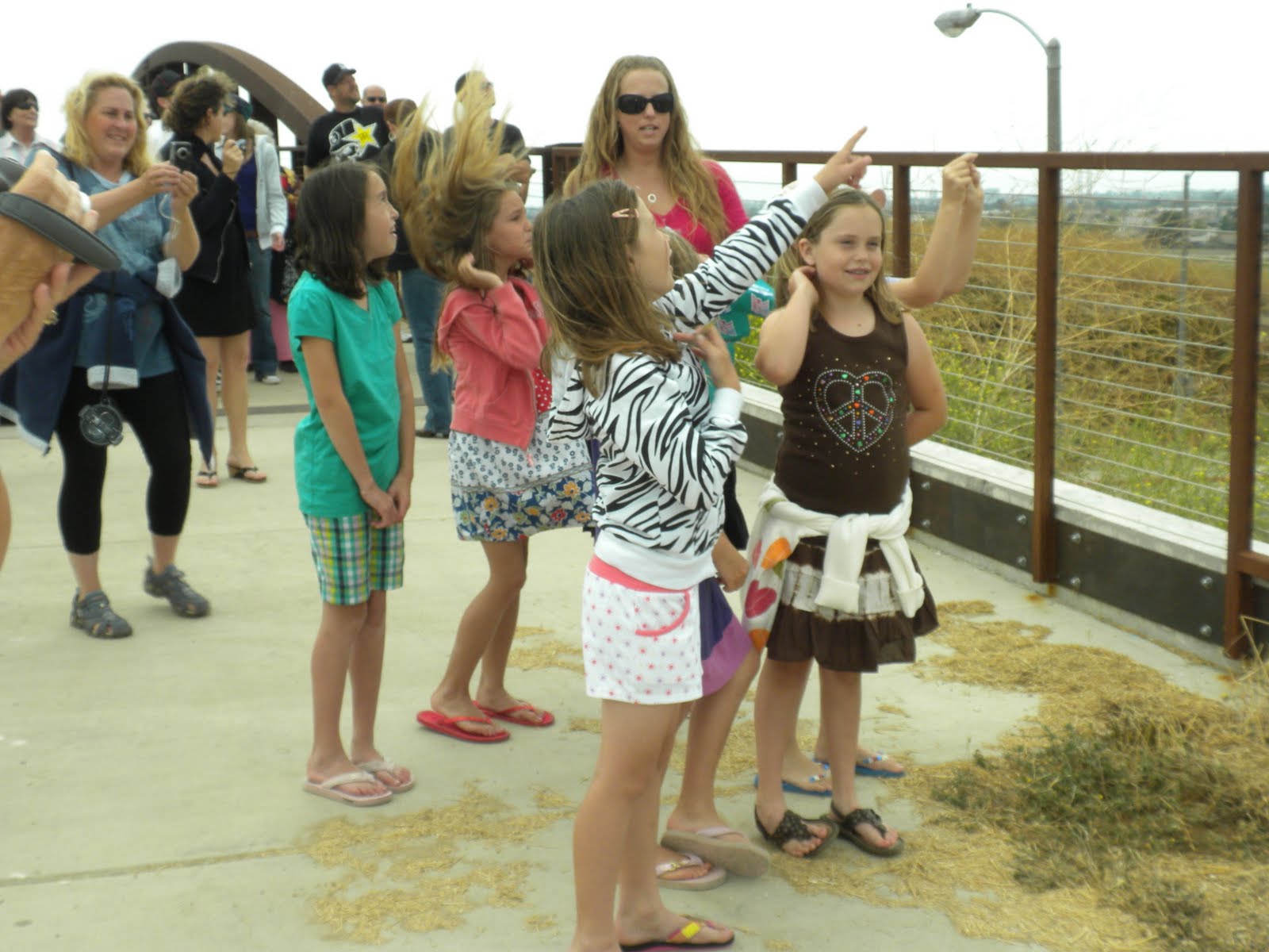 HUNTINGTON BEACH GIRL SCOUT TROOP 746: WELCOME TO OUR NEW TROOP BLOG
