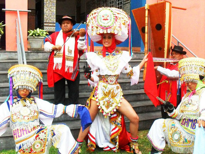 Pageant Around The World: August 2010