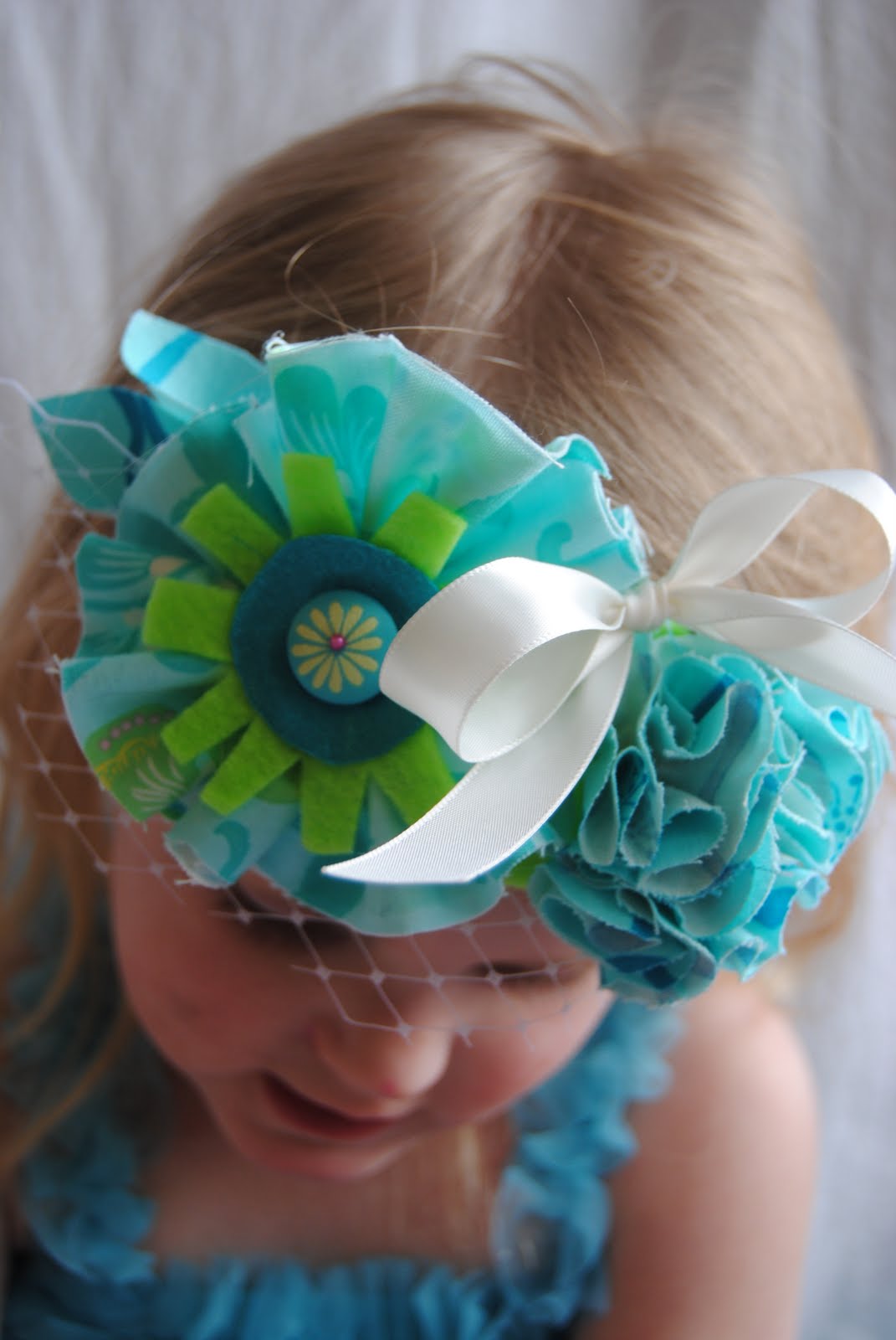 Girl Boy Girl Inspired: Fun Chic Headbands!