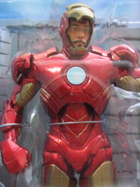 Marvelous Penang Toy Collection: Borders Exclusive Marvel Select Iron ...
