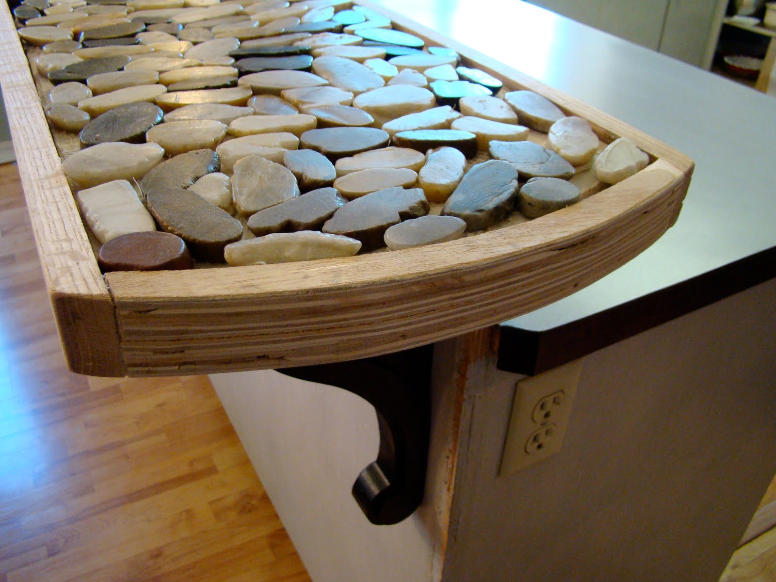 Six Busy Rabbits and a Happy Guinea Pig: A Countertop, River Rocks and ...