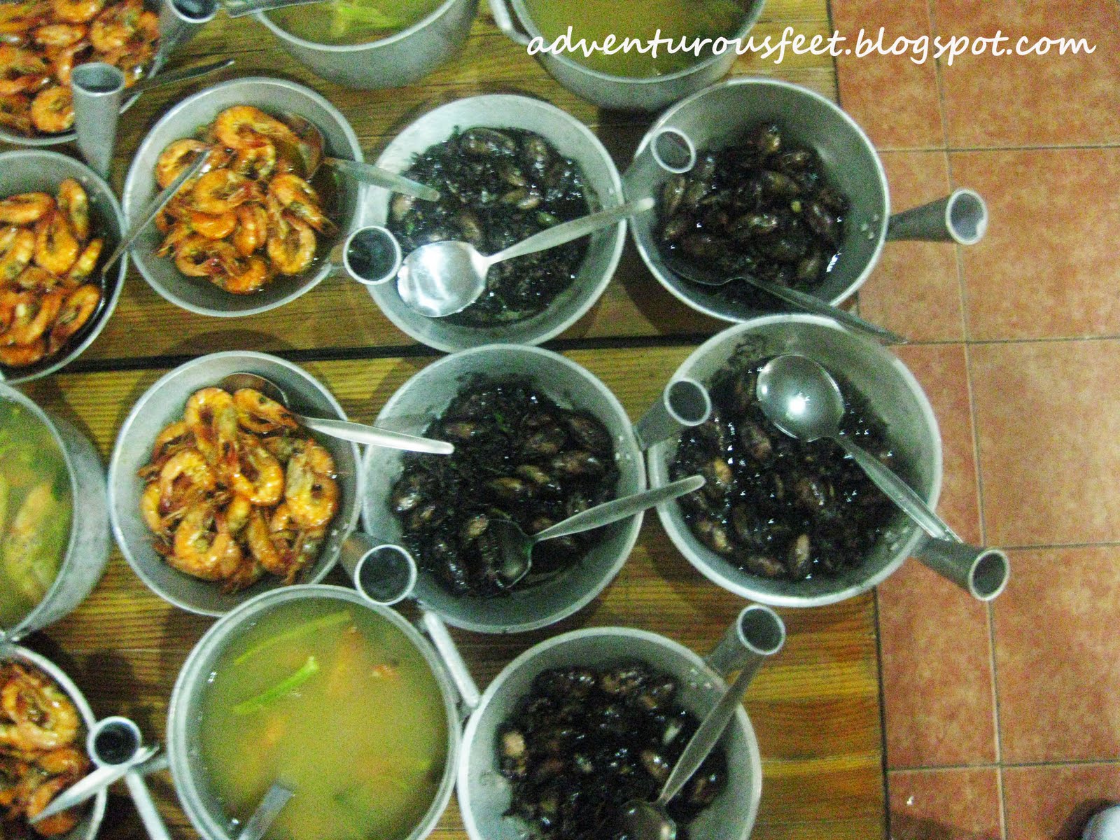 Adventurous Feet: Pasay: Seaside Dampa in Macapagal