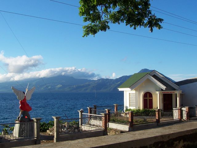 BEACHES AND CHURCHES: Enchanting Sambauan, an island in Maripipi, Biliran