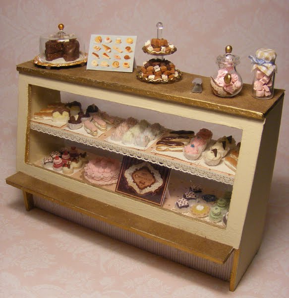 Cherry Berry Miniatures: The Tea Shop is finally here!