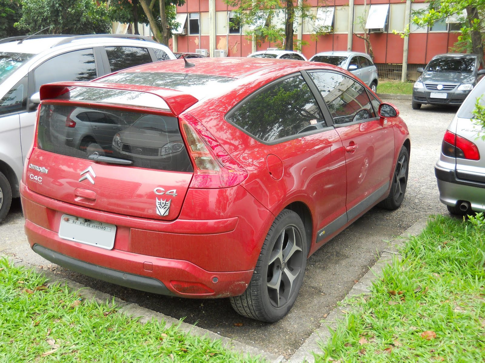 Registros Automotivos do Cotidiano: Citroën C4 VTR "Transformers"