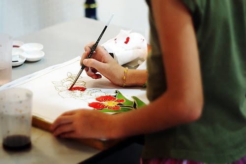 Batik Fabric Necklace and Jewelry Box Tutorials / The Beading Gem