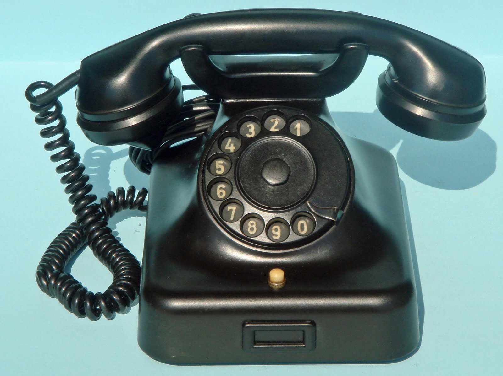 Le Cose Sono Come Sono: telefonia