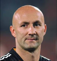 Figure 10 Bald Top In Football - Football Lovers