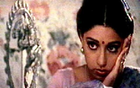 Sridevi: Chaalbaaz (1989): Sridevi award-winning double role