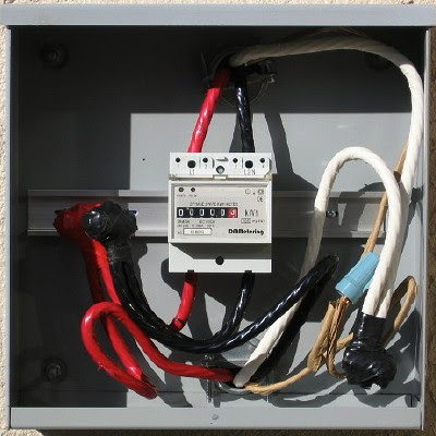 Ken's Abode: Submeter, electric