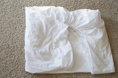 Hope Studios: How to Fold a Fitted Sheet - Tutorial Tuesday