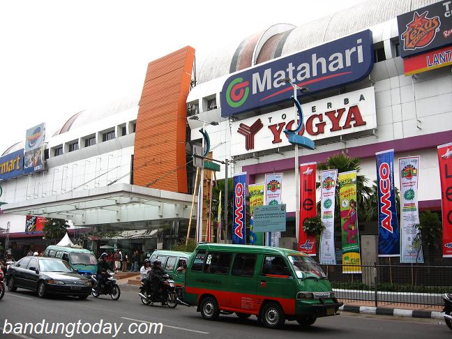 Bandung Indah Plaza | Bandung | Shopping Mall | Page 2 | SkyscraperCity ...
