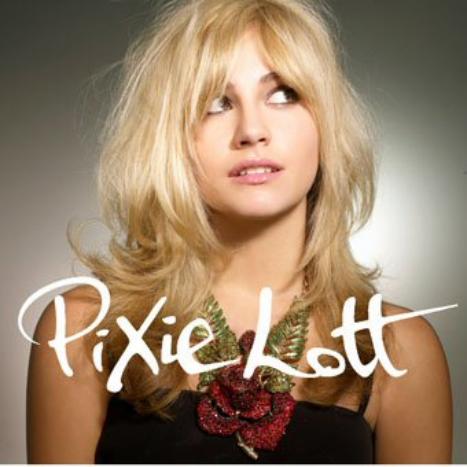 Los 3: Pixie Lott #Singer