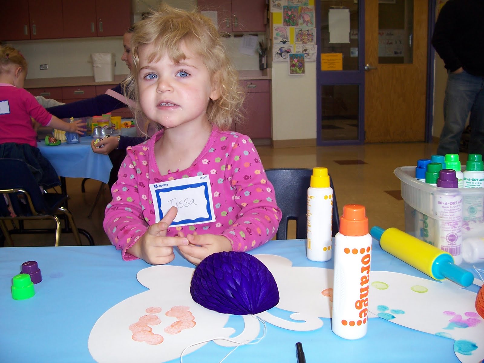 Totally Tessa and Teah: Tessa's Art Class