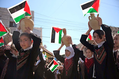 SNIPPITS AND SNAPPITS: DAILY LIFE IN PALESTINE TODAY