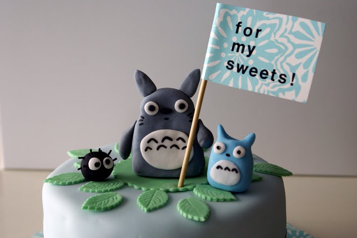Totoro Cake! - Coco Cake Land