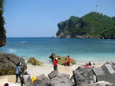 Sadeng Beach The beauty of a Magnificent South Coast ~ javatour ...