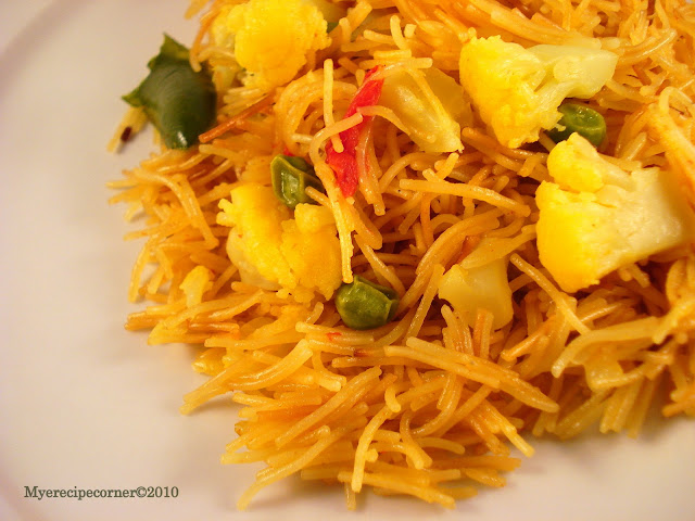 Mye's Kitchen: Vegetable Semiya Kichadi( Vermicelli with Vegetable)