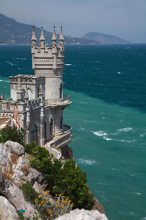 Romantic Architecture? 15 Castles Built for Love | lovethesepicture.com