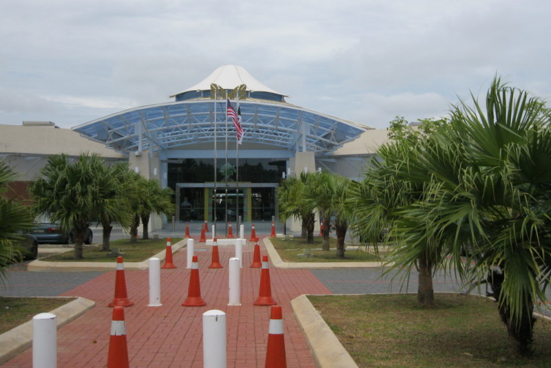 Menyelusuri Keindahan Terengganu: Mesra Mall, Kerteh